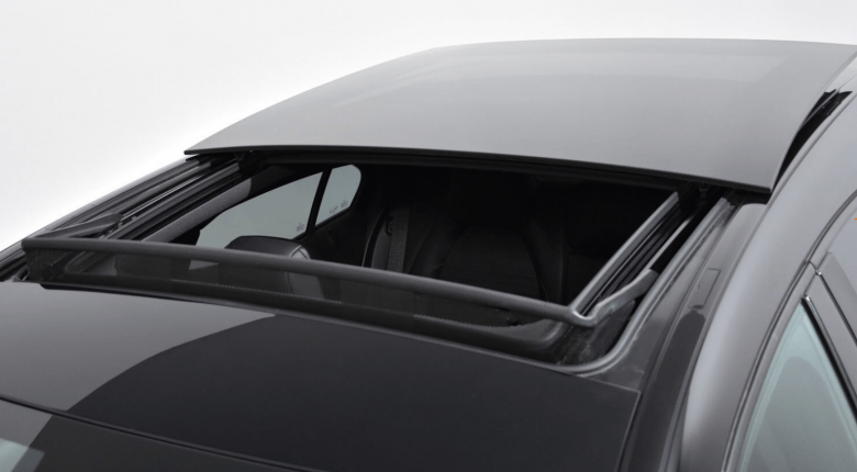 Toit ouvrant panoramique sweet Mercedes Classe A 176 - Mercedesassistance